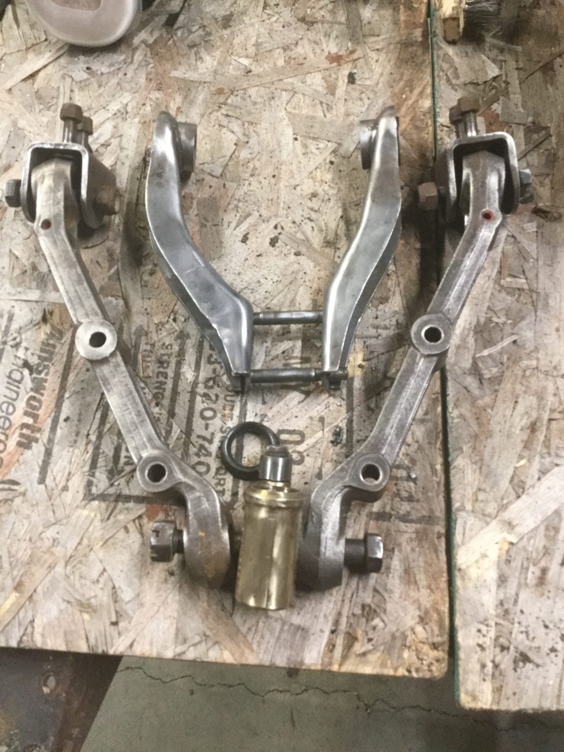 Triumph TR6 Restoration: frame and suspension rebuild